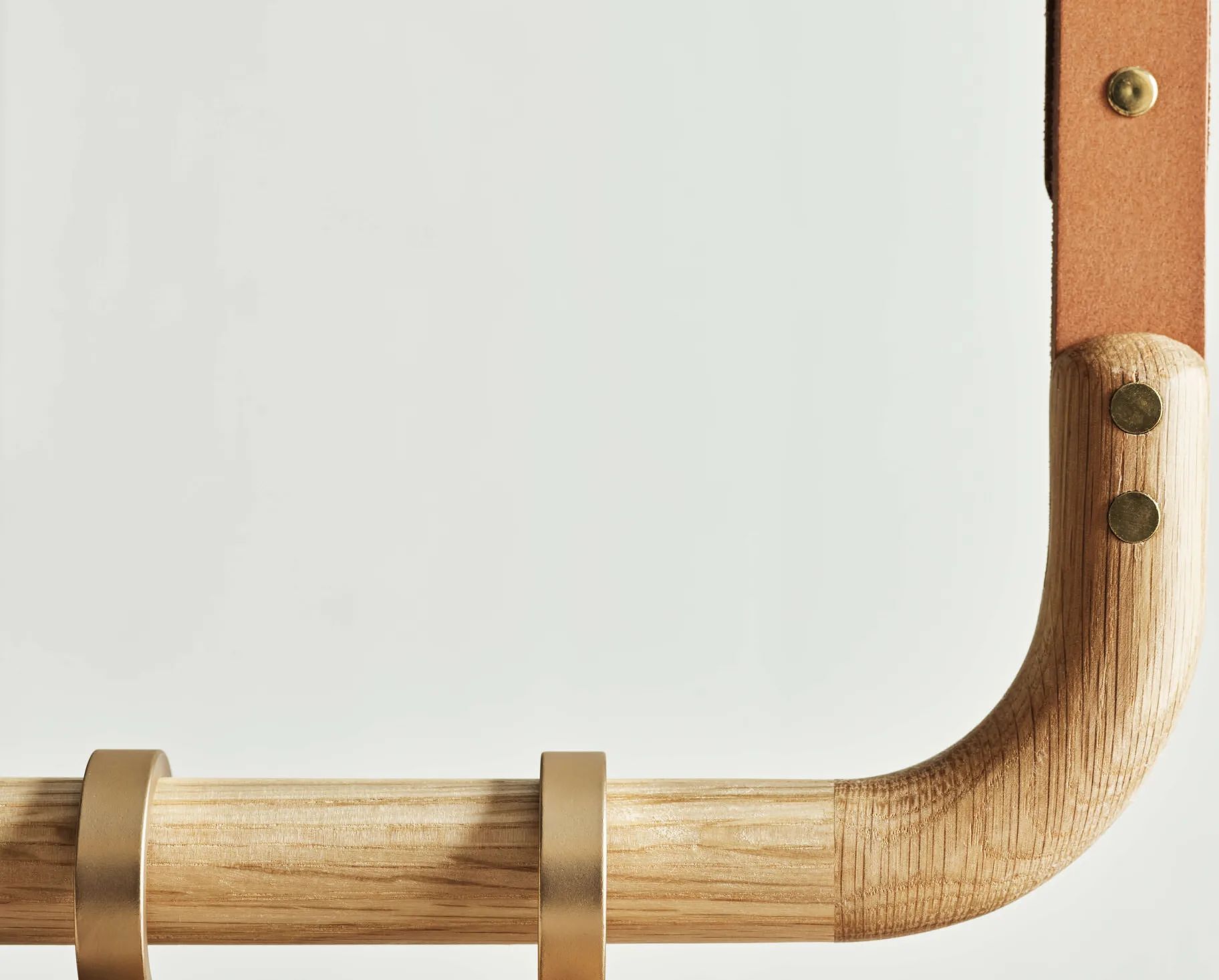 Trapeze Ceiling hanger - Bolia 04-121-01_6788588 | FormAdore