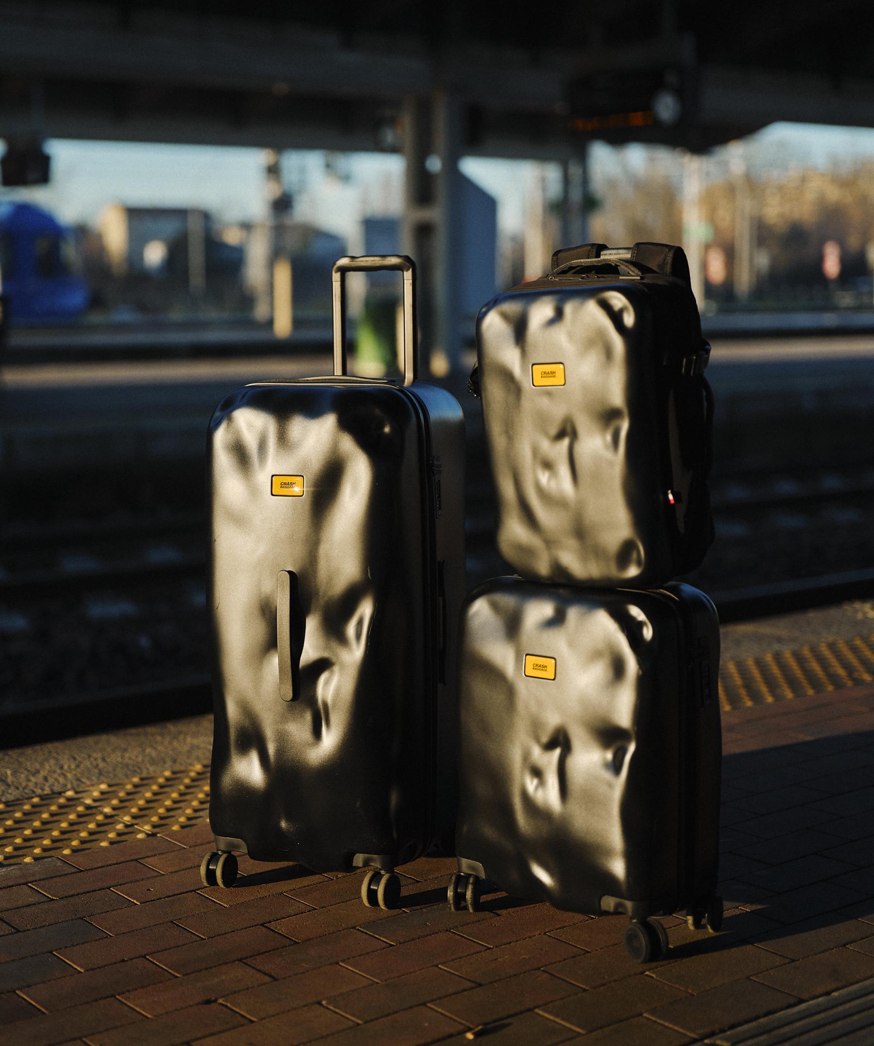 Walizka Icon Trunk duża - Crash Baggage CB169 001 | Fabryka Form