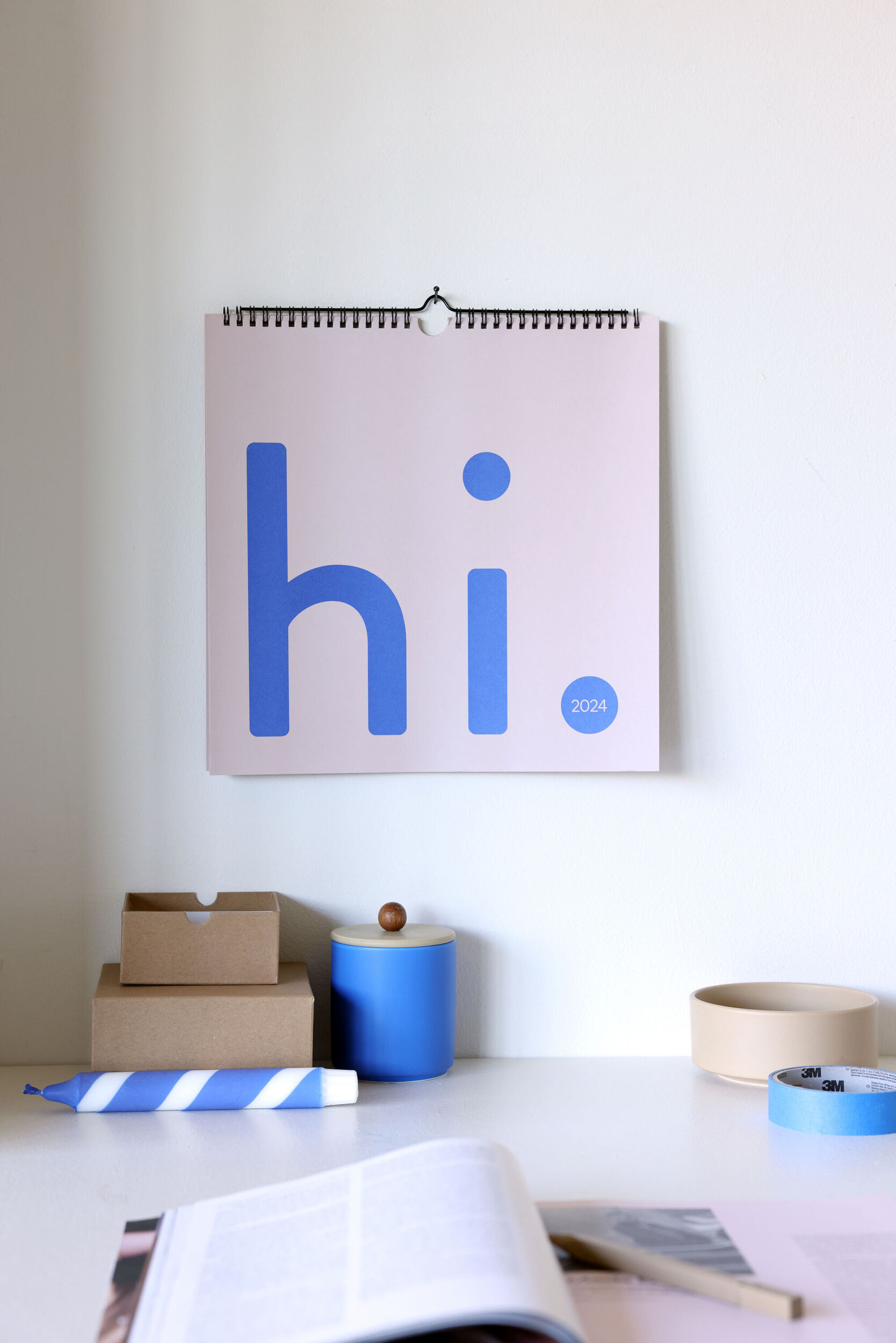Design Letters Hi 2024 Calendar on a wall - 70201023BEICOBLHI | FA