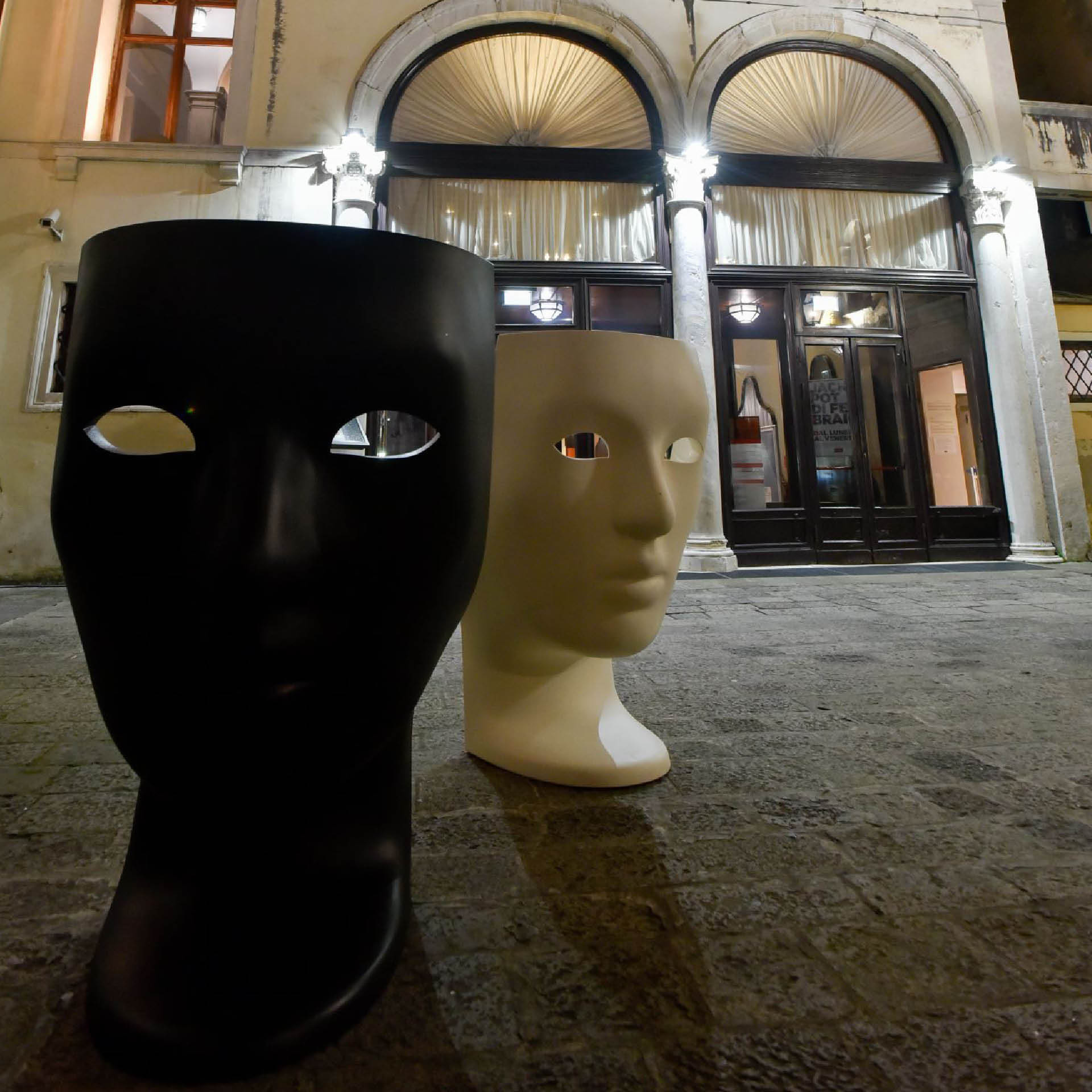 Fotel Nemo - Driade D42802B278002, Fabio Novembre | Fabryka Form