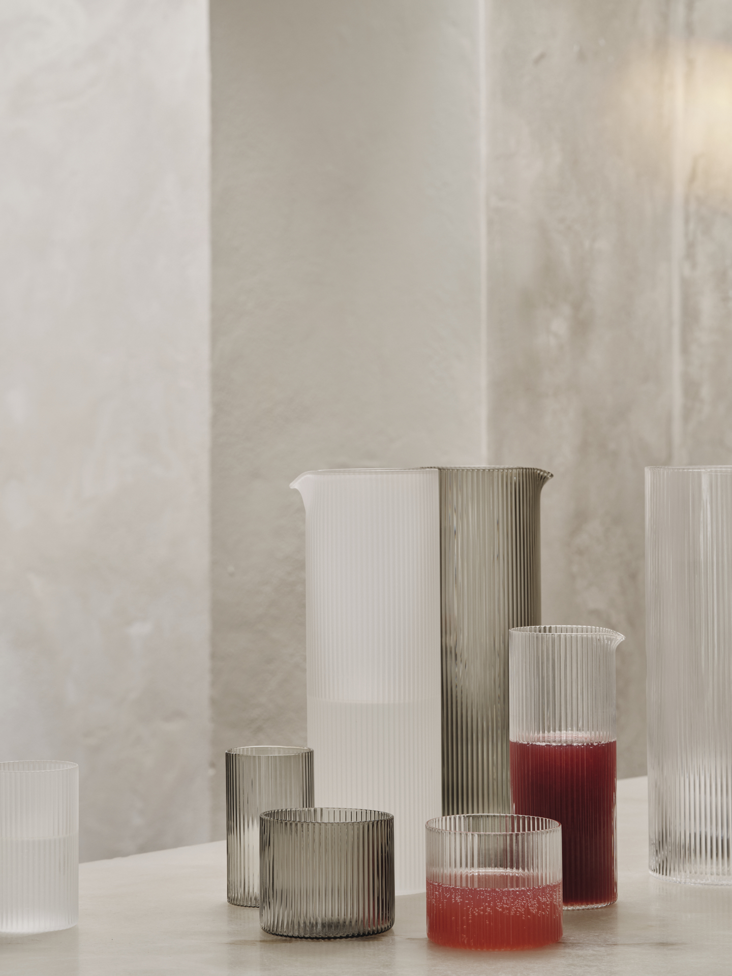 Dzbanek Ripple 1,12 l - Ferm Living 1104270132 | Fabryka Form