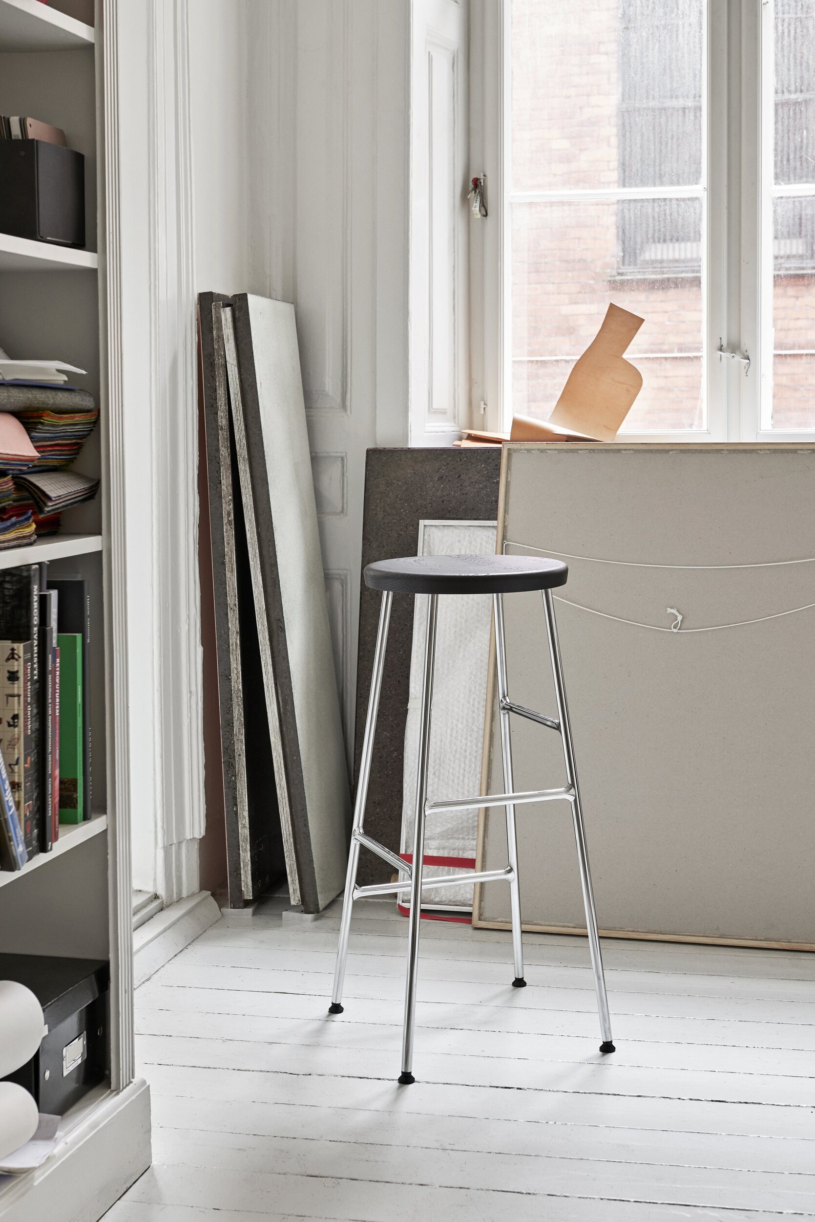 Stołek barowy Cornet 75 cm na chromowanych nogach - Hay AA588-A217