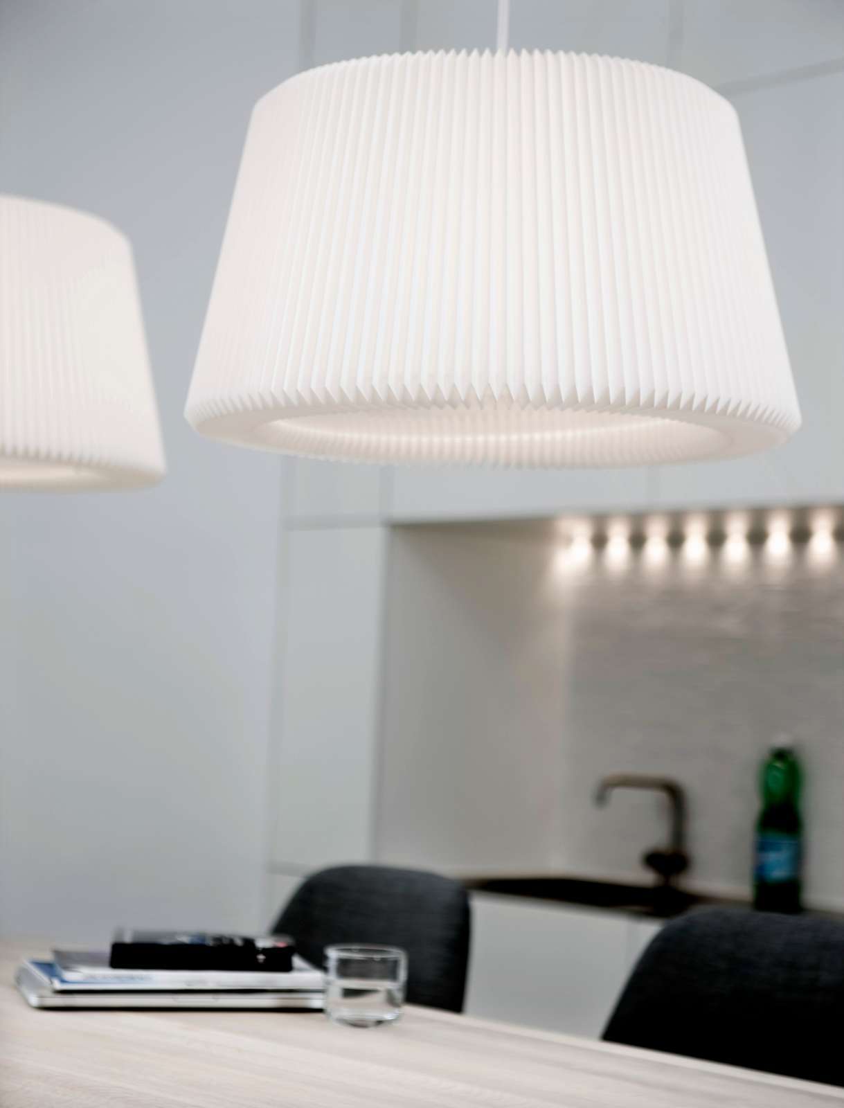 Lampa wisząca Snowdrop z foliowym kloszem - Le Klint 120XS | FF