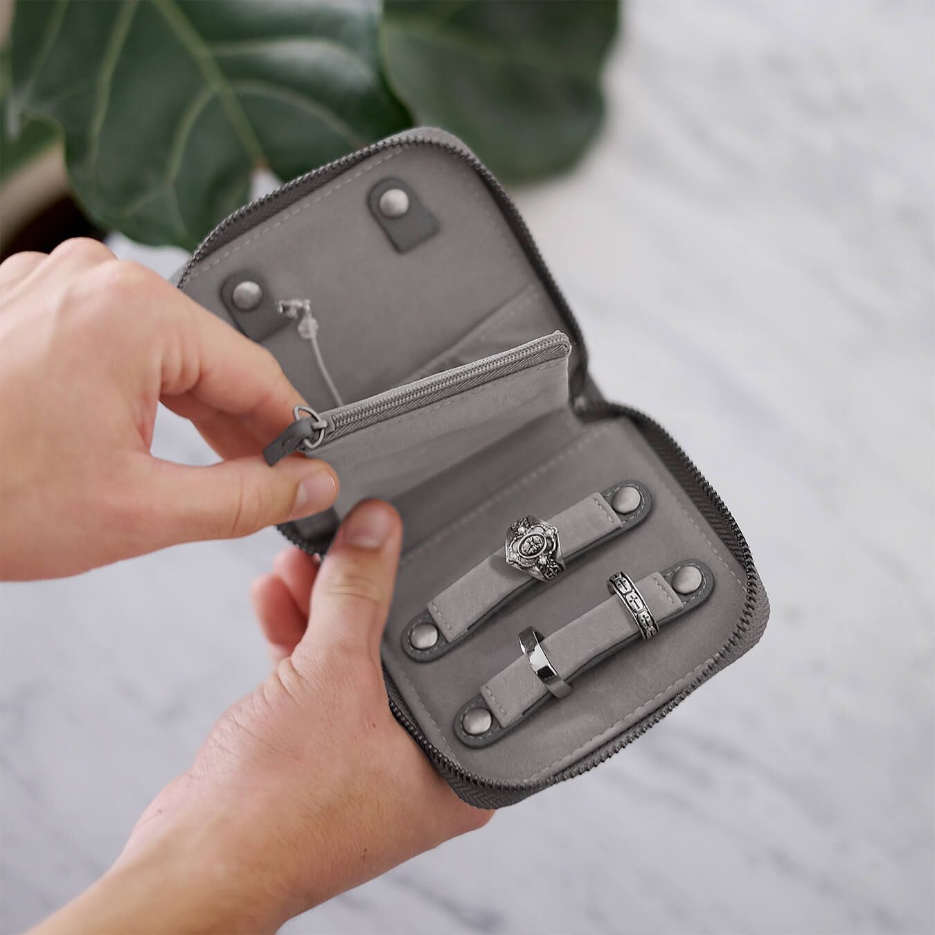 Пътна кутия за бижута с място за пръстени Stackers малка - 75759