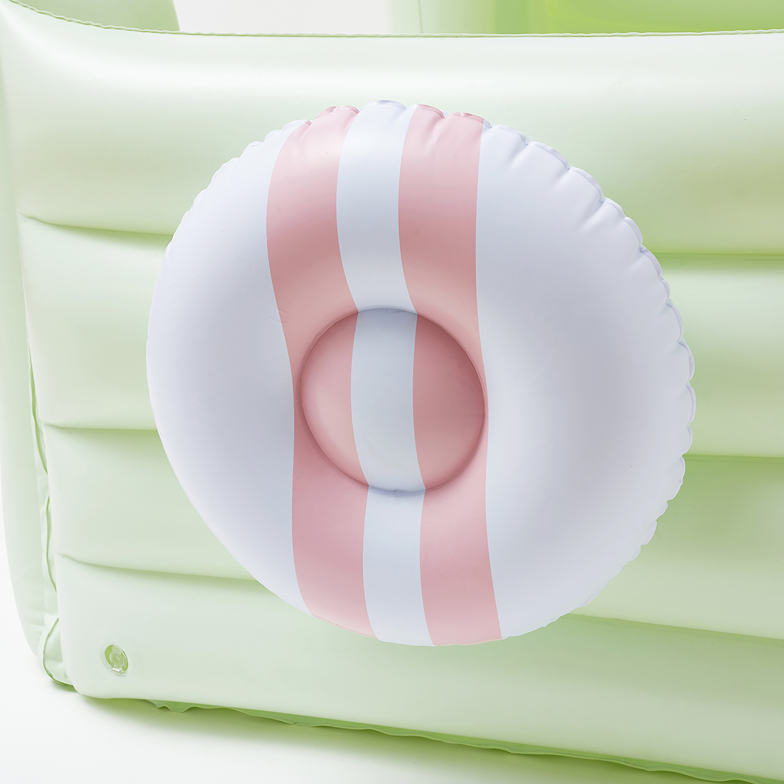 Zabawka samochód dmuchany The Cubby Buggy - Sunnylife S2PCUBBU | FF