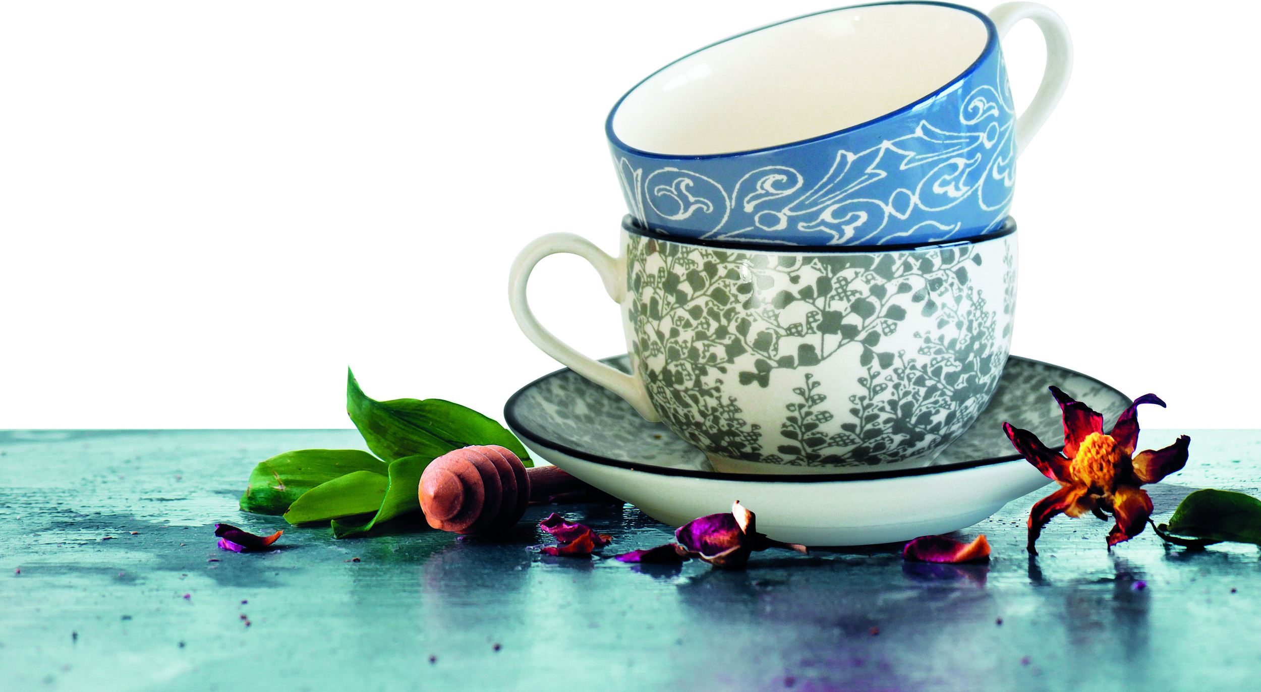 Tue Tea cup 270 ml with a saucer - Zafferano TU01102 | FormAdore